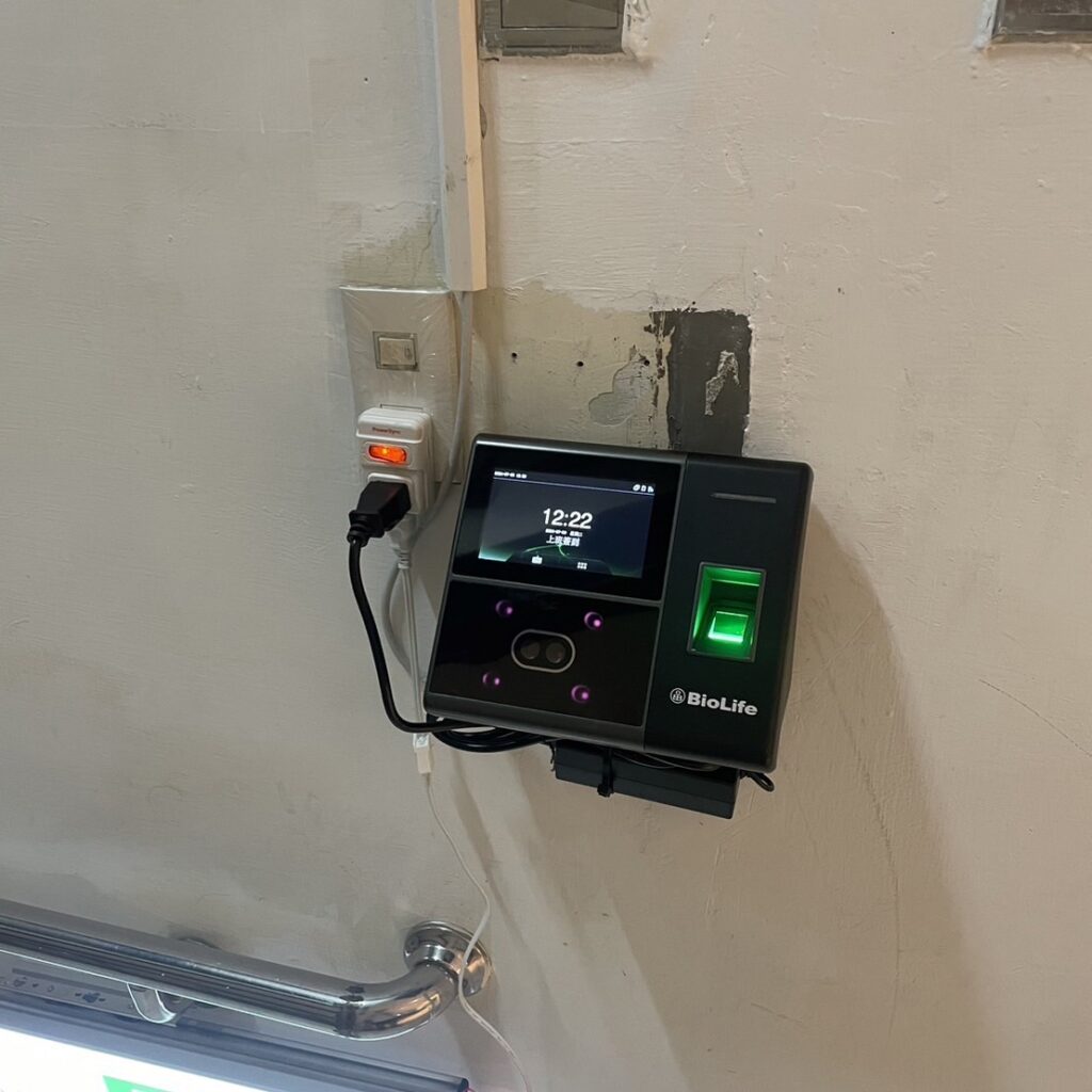 人臉辨識機: Bio-TF09考勤打卡機 - 怡群科技｜人臉辨識機、指紋機、門禁、考勤系統專家